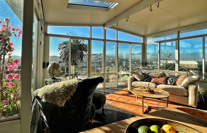 Sunny, Southern Exposure View Apt Near Bart - San Francisco, CA