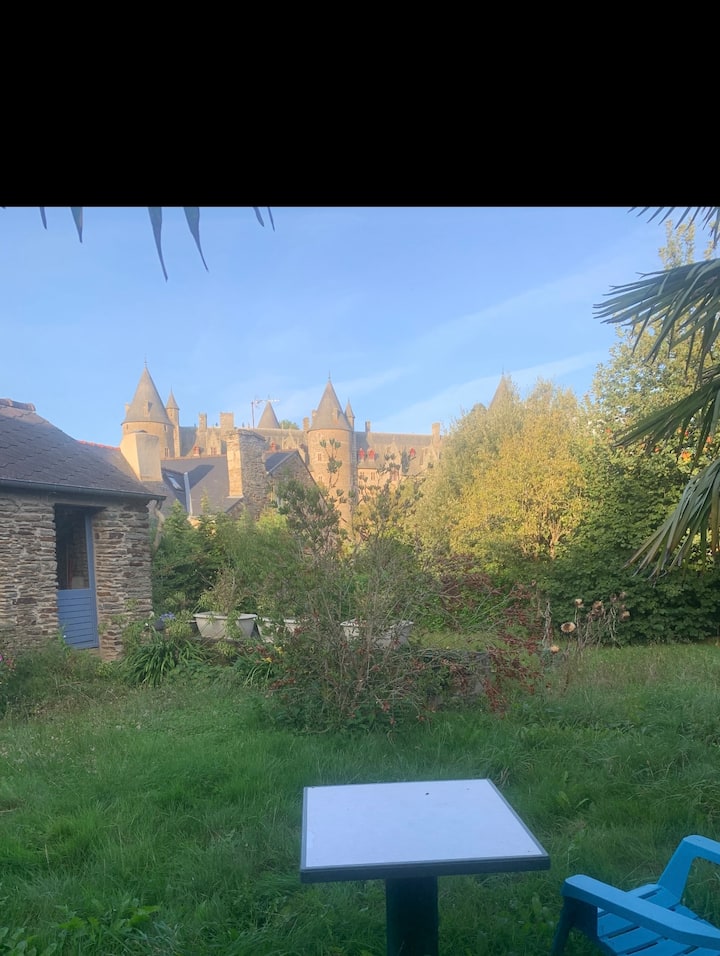 Maison Avec Vue Sur Le Château - Josselin