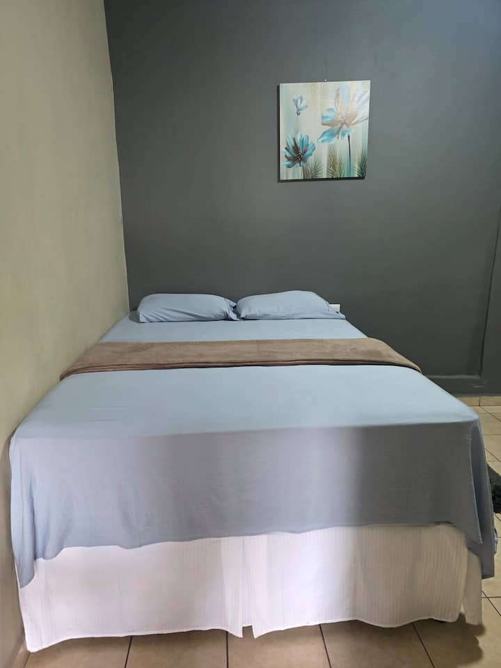 Alojamiento Céntrico Y Muy Nuevo - Tegucigalpa