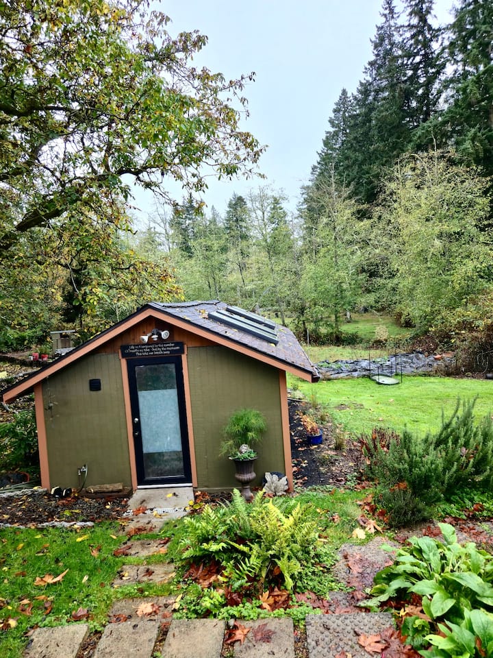 Salish Sea Cabin In Kingston, Wa