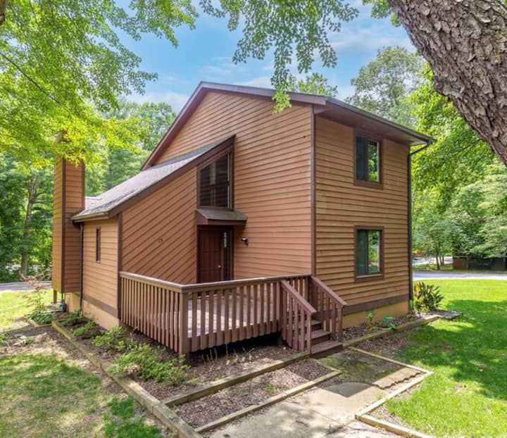 Wildwood Corner Cabin Near Avl - Mountain Home, NC