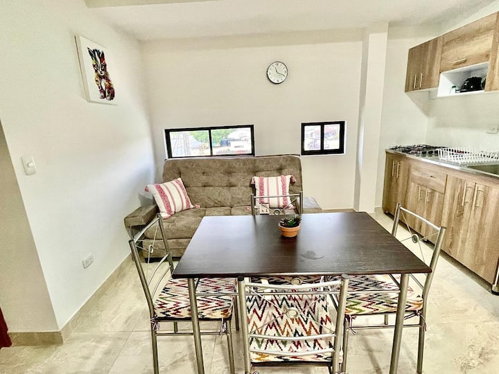 Comfortable Apartment With Ac, Parking, Hot Water - Palmira