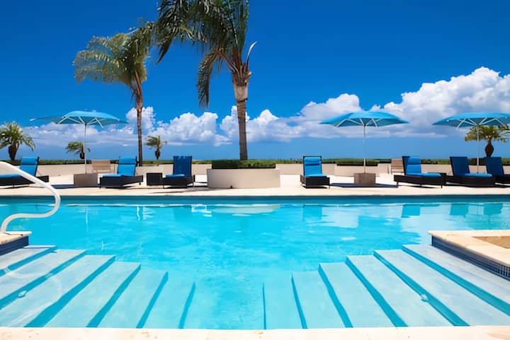 Spacious Beach Suite - Minutes From Grace Bay - Turks and Caicos Islands
