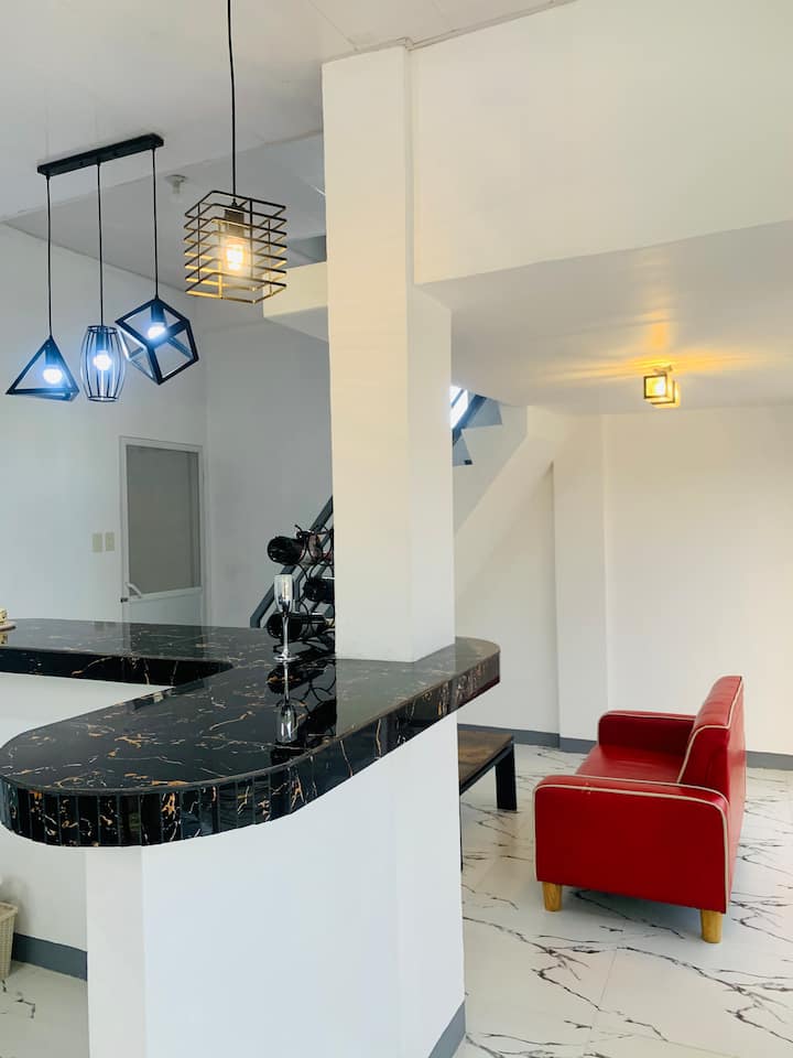 Alipio’s Beach House - Olongapo