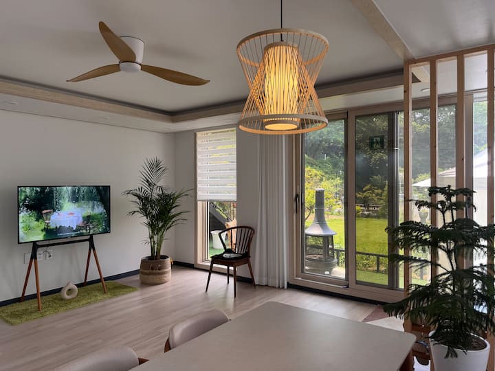 정원 야외바베큐와 불멍을 즐길 수 있는 <브리즈힐 1층> - 태안읍