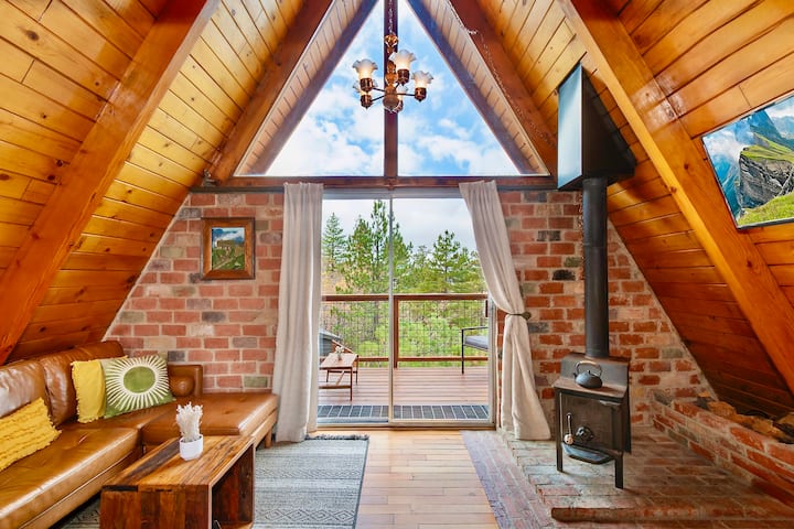 A-frame Of Mind: #1 Best Views + Seclusion - Running Springs, CA