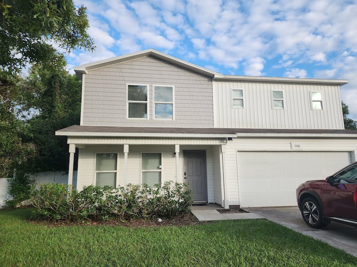 Beautiful, Sunny, Comfy Home! - Bonnie Lake, Brooksville