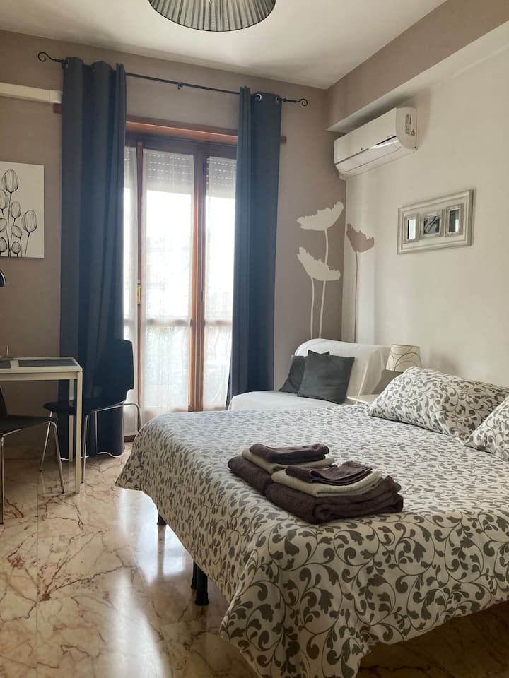 Camera Doppia Con Bagno In B&b - Turin