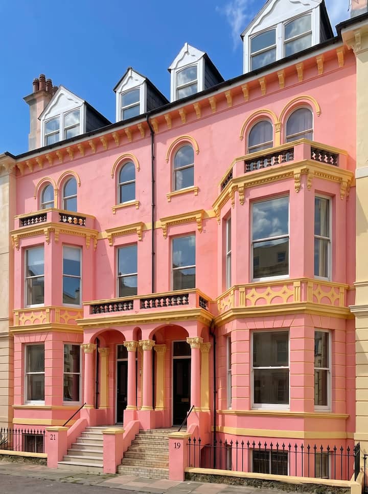 The North Wing, Burlington Palace Seafront Villa - Seaford