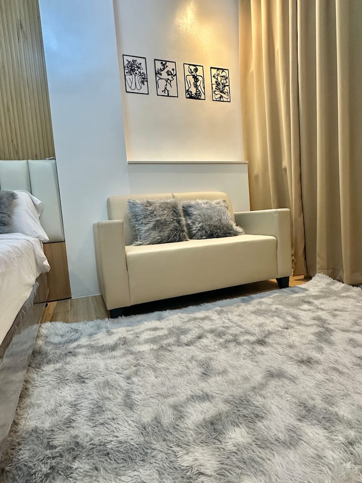 Cozy Modern Airbnb In Valencia Proper W/ Netflix - Valencia City