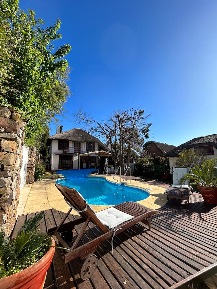 Hermosa Casa En Playa Mansa Punta Del Este - Maldonado