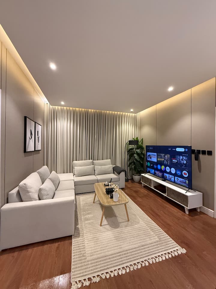 هوليفيرا " 3 " | شقة فندقية 3bd | دخول ذاتي - Riyadh