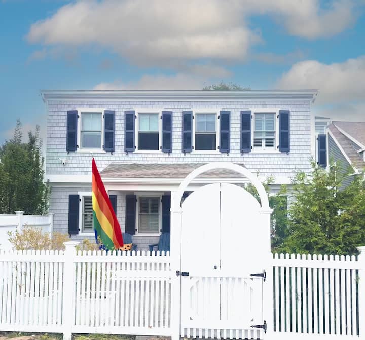 Luxe Provincetown Escape - Provincetown, MA