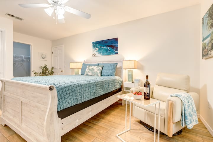 Cozy Studio Near Weeki Wachee - Weeki Wachee, FL