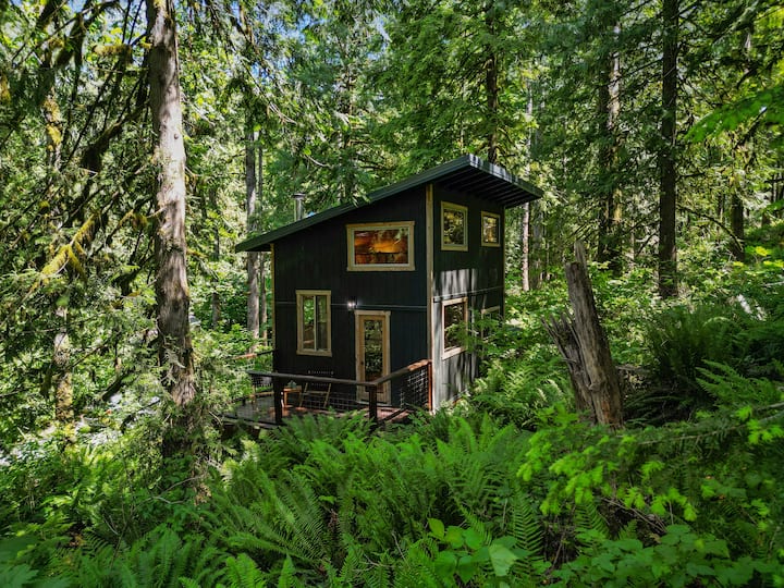 The Marmot’s Retreat - Index, WA