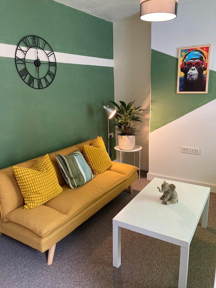 *Contractorswelcome*longtermdiscountsavailable* - Gloucester