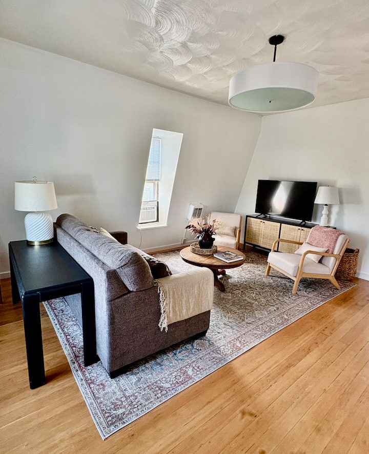 Downtown Spacious Penthouse - University of Idaho, Moscow