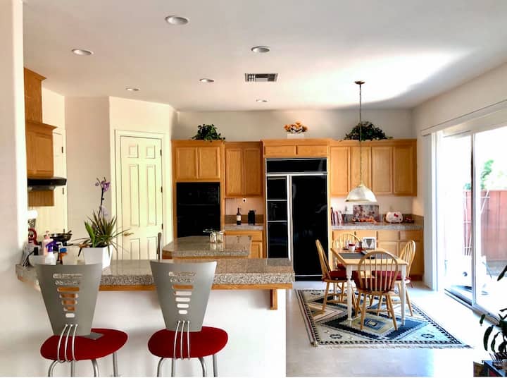 A Cozy House In Dublin - Pleasanton, CA