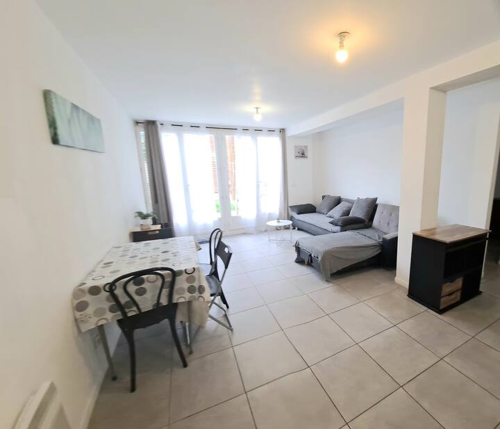 Grange Appartement Avec Jardin - Brie-Comte-Robert
