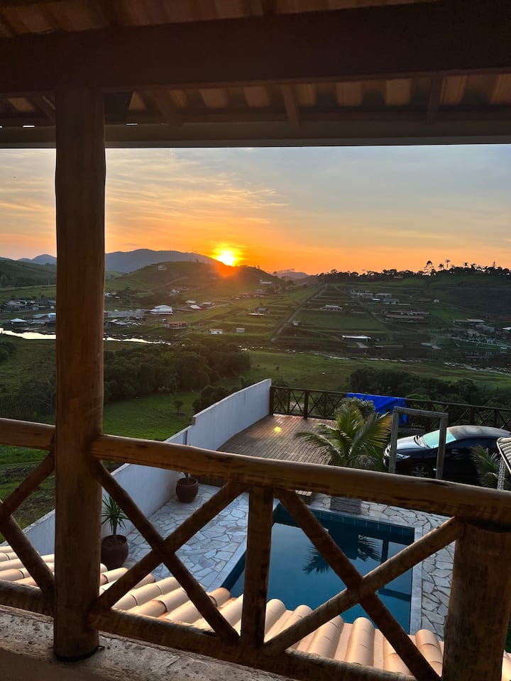 Casa Alto Padrão Com Piscina Na Represa Náutico Jf - Juiz de Fora