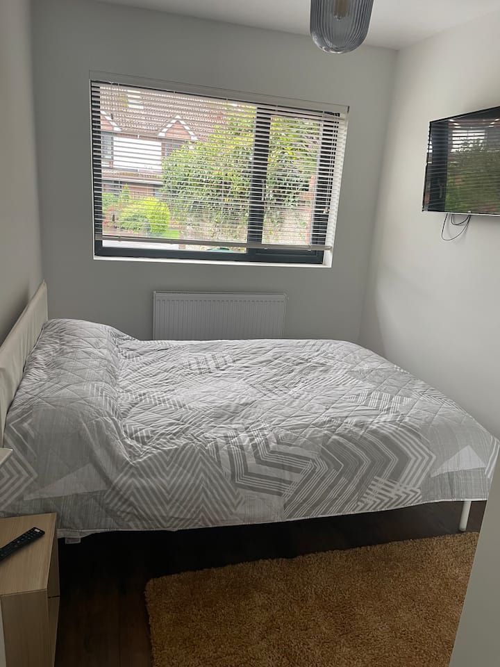 Double Room Studio - Galway
