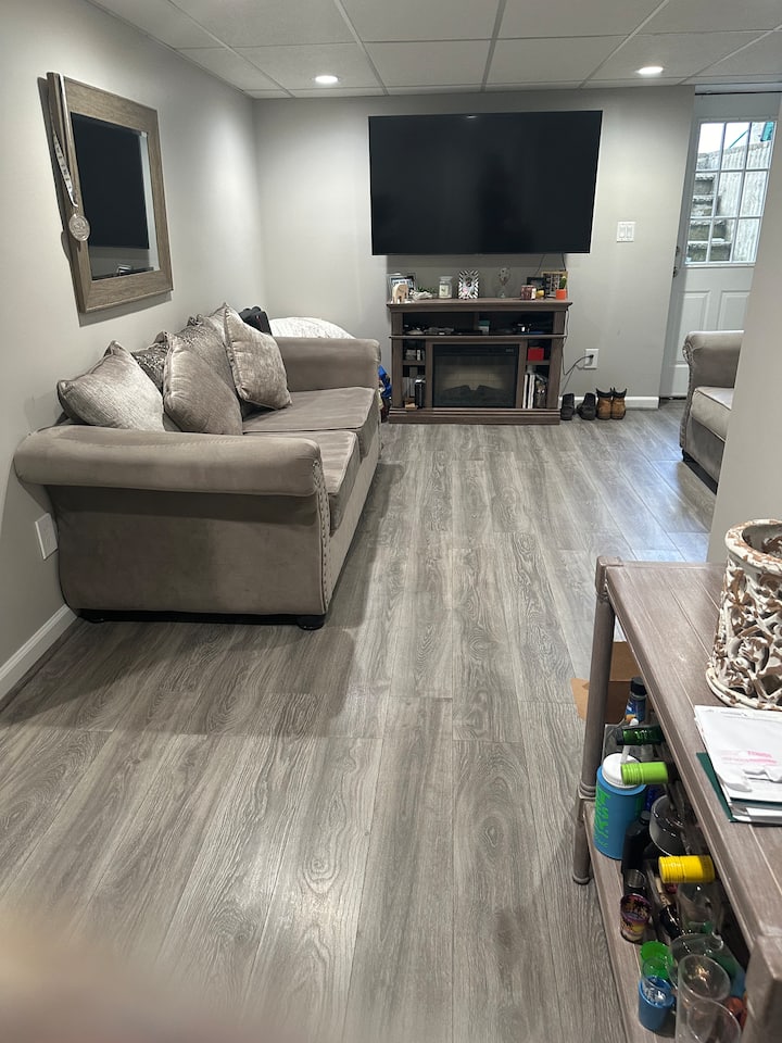 One Bedroom Getaway - Massapequa, NY
