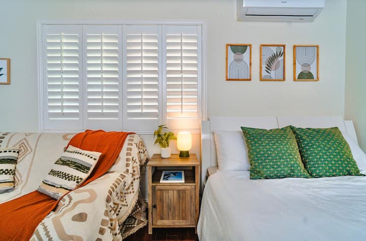 Private Boho Studio In La | Disneyland | Universal - Arcadia, CA
