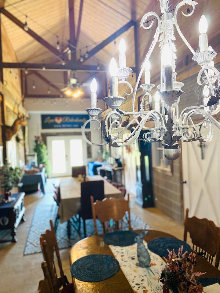 The Judah Africa Room (2 Nights 3 Days) @ $175.00 - Magnolia, TX