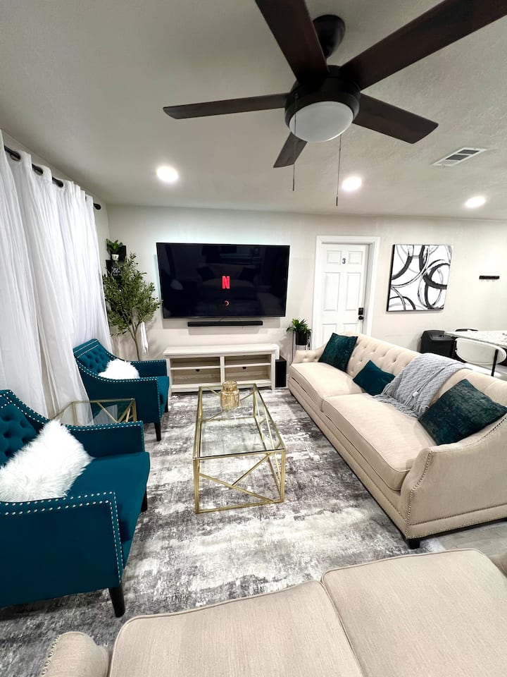 Furnished Home Near Downtown - Pleasant Grove - Dallas