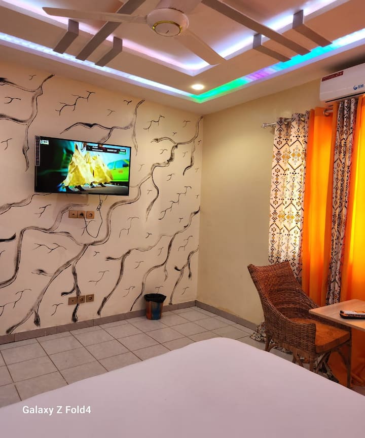 Un Séjour Dans La Tranquillité - Ouagadougou