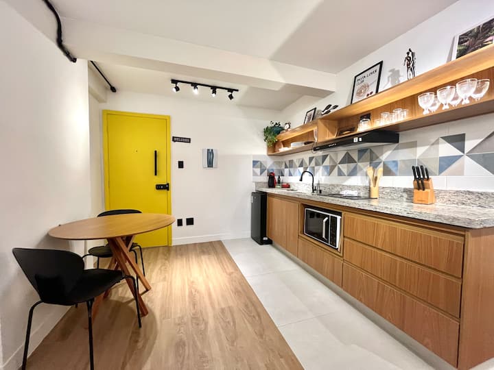 Conforto No Centro 2 Quartos Próximo à 25 De Março - São Paulo