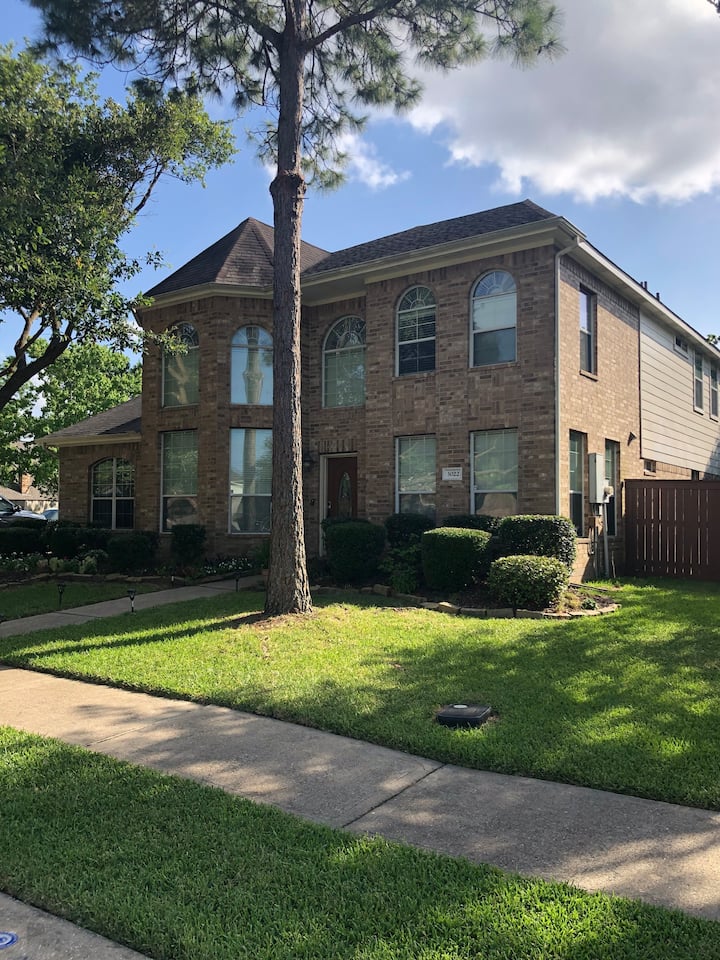 Tropical Oasis W/pool - 1br/1ba On 2nd Floor - Kemah, TX