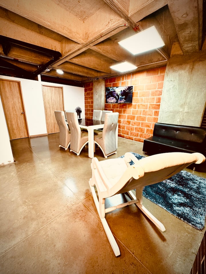 Cozy Industrial Envigado Loft - Envigado