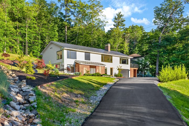 Dartmouth Graduation | Luxury Mcm Home In Hanover - Hanover, NH