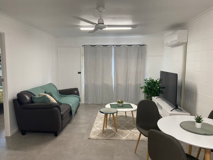 Apartment In South Mackay - Mackay