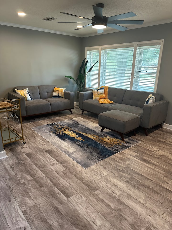 “Zen Place” Centrally Located In Mobile Ala - 모빌