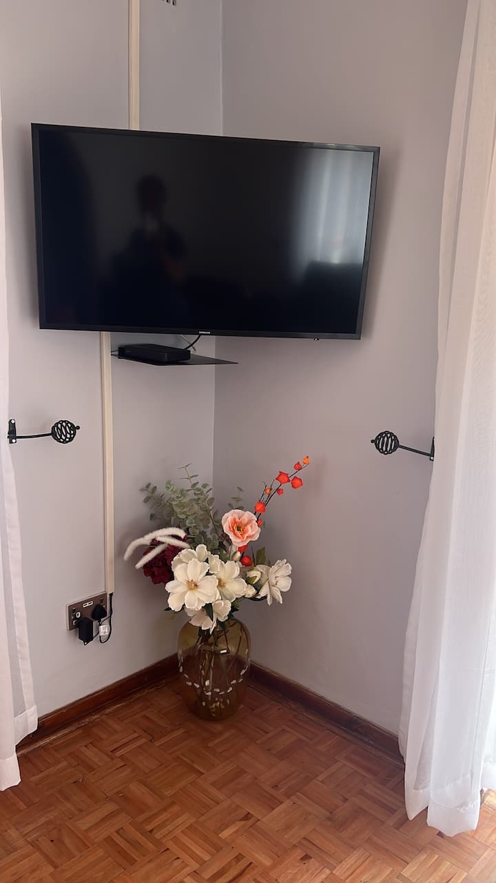Cozy 1 Bedroom Unit For Two - Harare