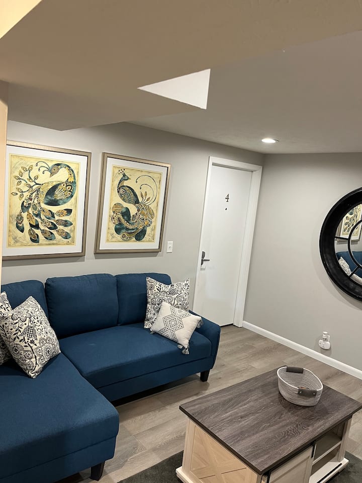 Room 5-travel Nurses Joseph House $1100/month/room - Omaha, NE