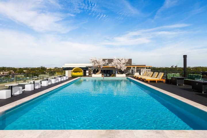 ~Suite~ Family-friendly 2br • Min From Hard Rock - Dania Beach, FL