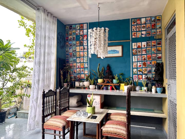 Airy 3bhk Flat-aesthetic Balcony / Terrace/defcol - Nueva Delhi