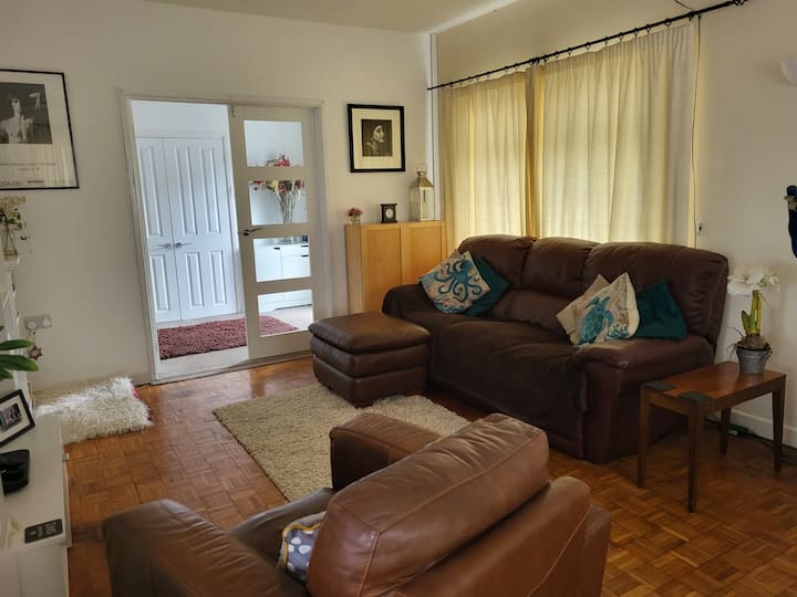 800 Yds From Sea - All Mod Cons - Saundersfoot