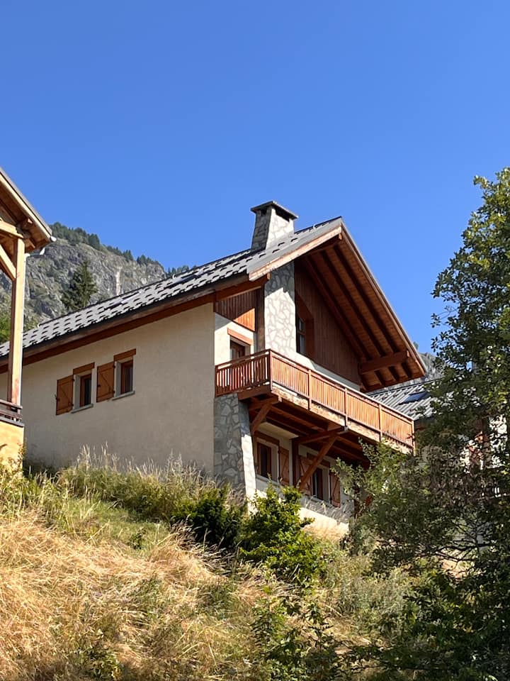 Nouveau – Grand Chalet Avec Sauna à 90 M Pistes - L'Alpe d'Huez
