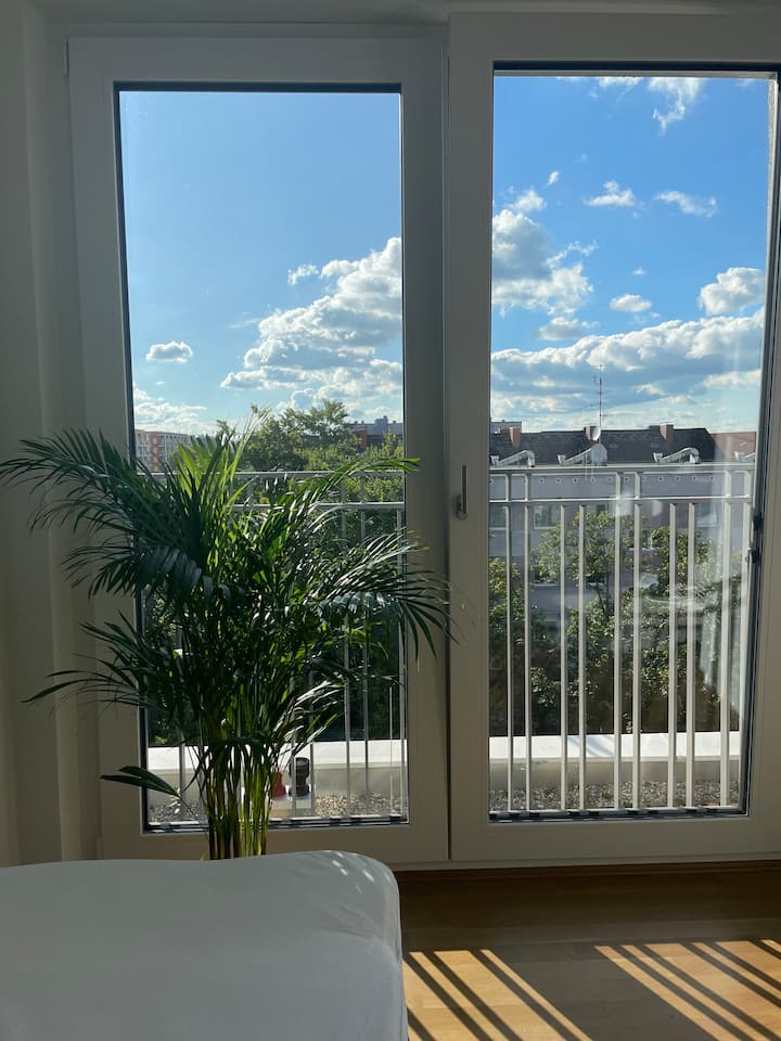 Bright Central Room At Subway Kitchen Private Bath - Munich