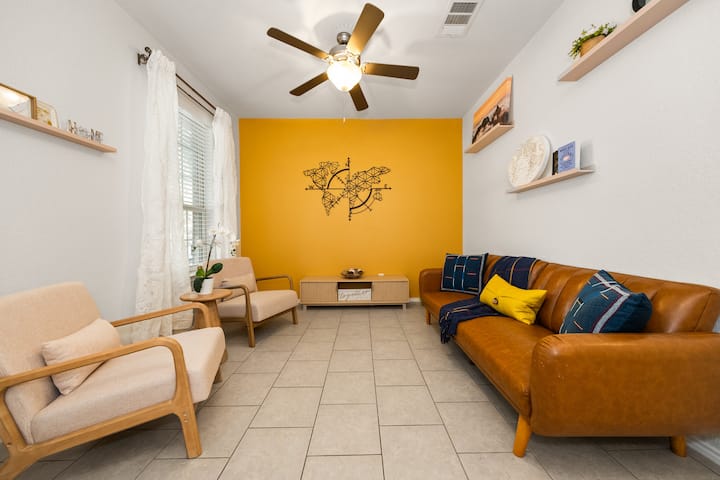 The Lionheart By 6 Flags, Utsa, Med Ctr, Sea World - San Antonio, TX