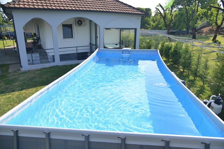 Villa Pesa Luxury Stay | Pool, Spa & Sports - Montenegro