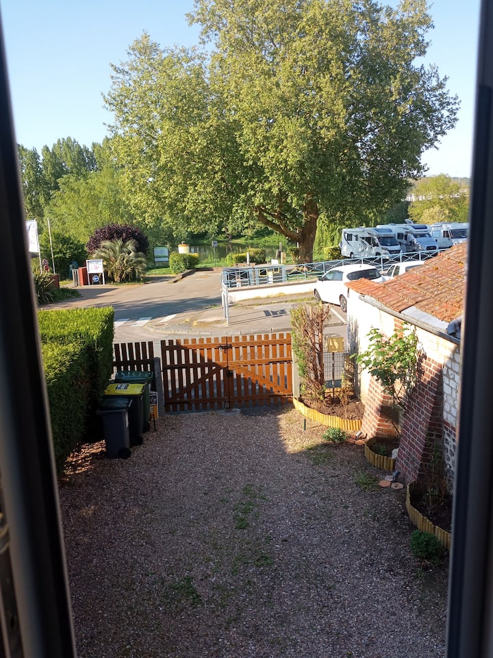 Maison De Village Avec Terrasse Et Sauna - Val-de-Reuil