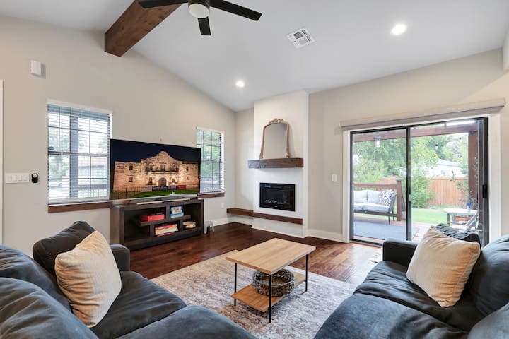 Getaway Near River Walk Dt | Yard Bbq Pet | Games - San Antonio