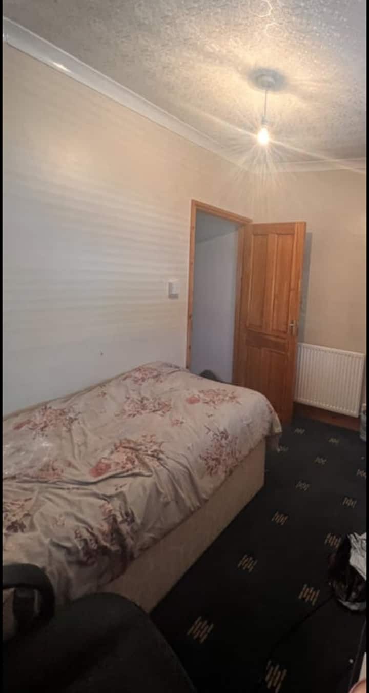 Cosy Room To Rent - Watford