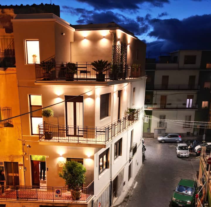 Svr Palace Confort Nel Cuore Di Bronte - San Teodoro, Sicily