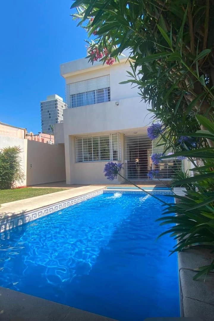 Cerca De Todo Con Pileta Y Quincho - Rosario